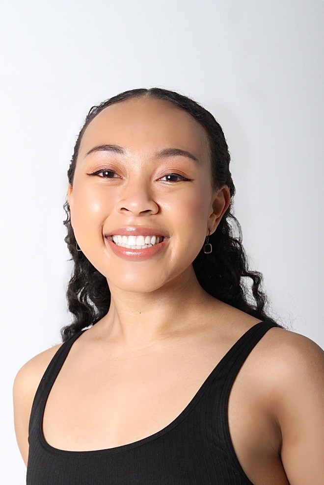 Biography – Marissa Thomas